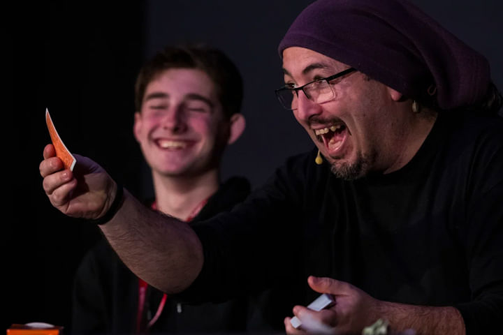 Where Can I Learn To Do Magic Tricks With Playing Cards