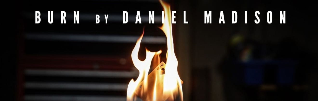 Vanishing Inc. Magic - amazing magic tricks, books and downloads