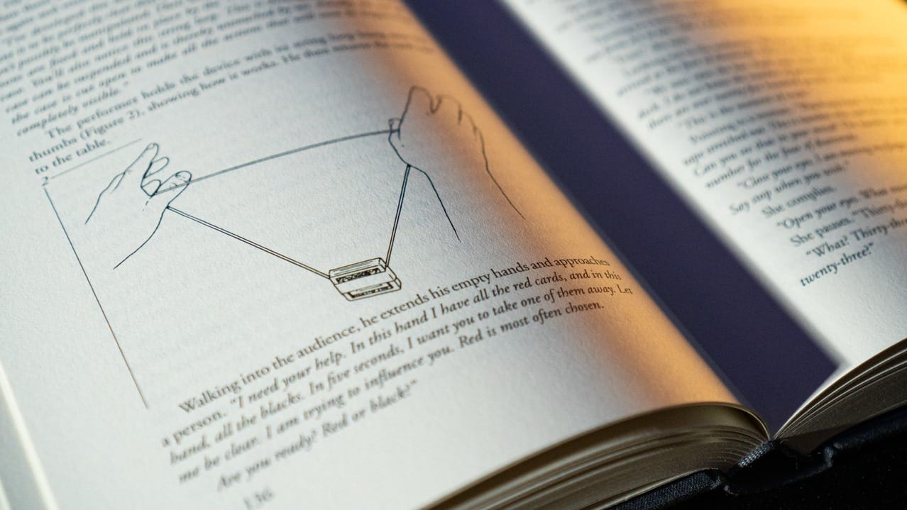 Act Two - Barrie Richardson - Vanishing Inc. Magic shop