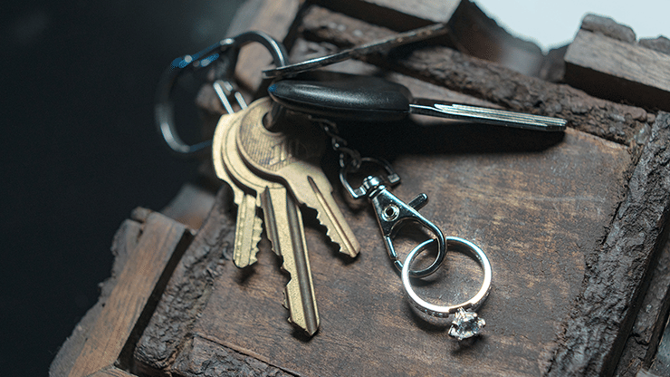 Mesika Ring Flight - Yigal Mesika - Vanishing Inc. Magic shop