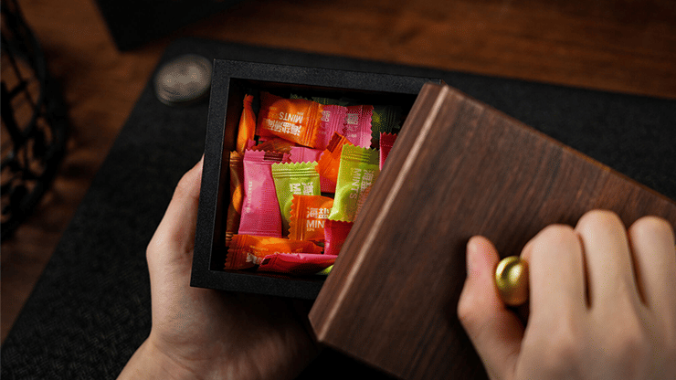 Moon Box - TCC Presents and Conan Liu - Vanishing Inc. Magic shop