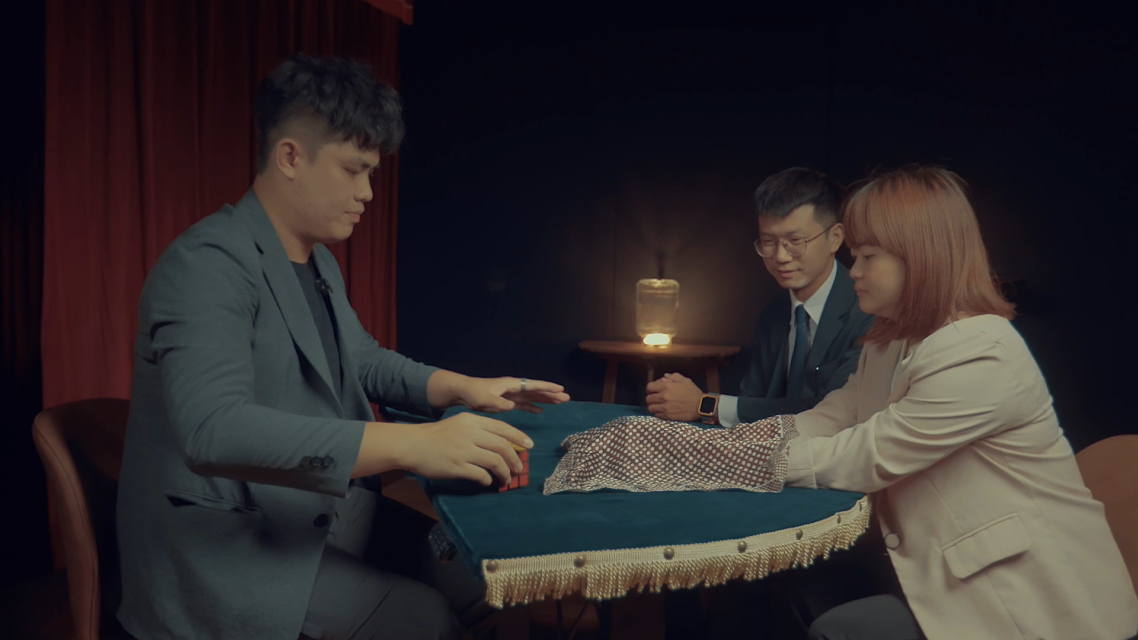 Paradox Cube - Henry Harrius and Crazy Sam - Vanishing Inc. Magic shop