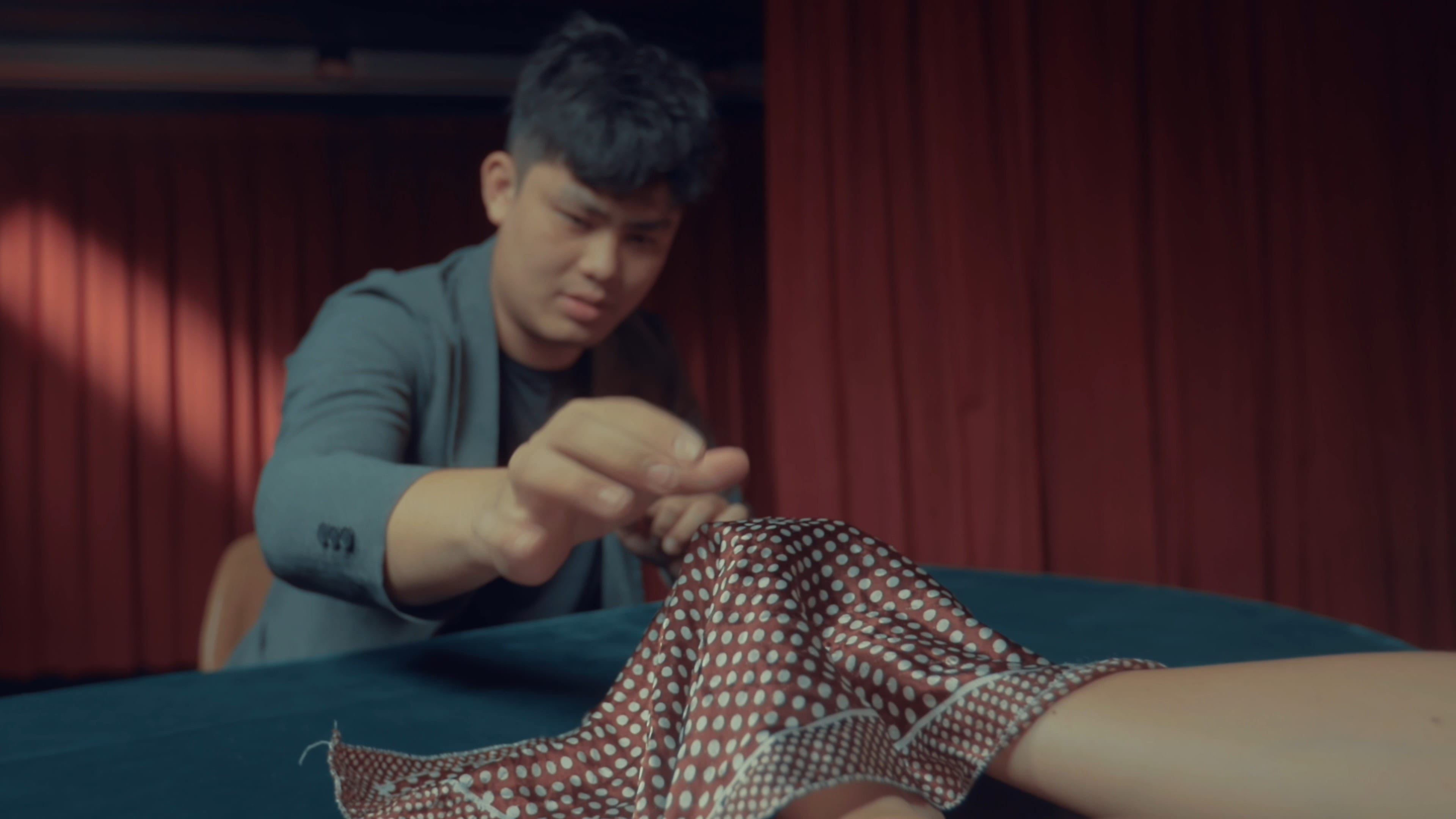 Paradox Cube - Henry Harrius and Crazy Sam - Vanishing Inc. Magic shop