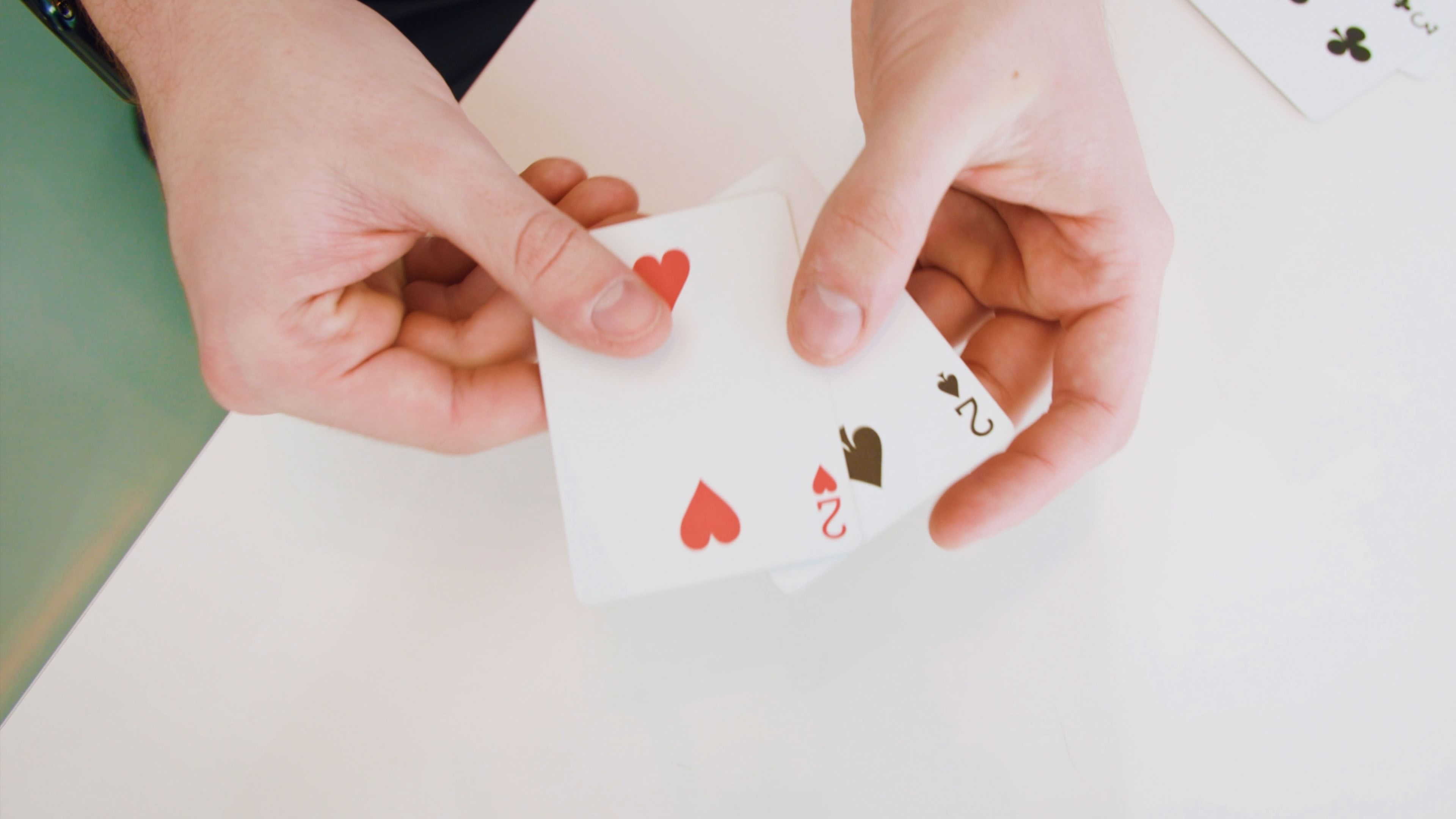 Poker Packet Trick - William Tyrrell - Vanishing Inc. Magic shop