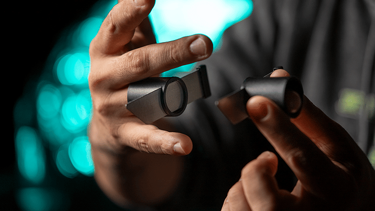 Stitch - Titanas - Vanishing Inc. Magic shop