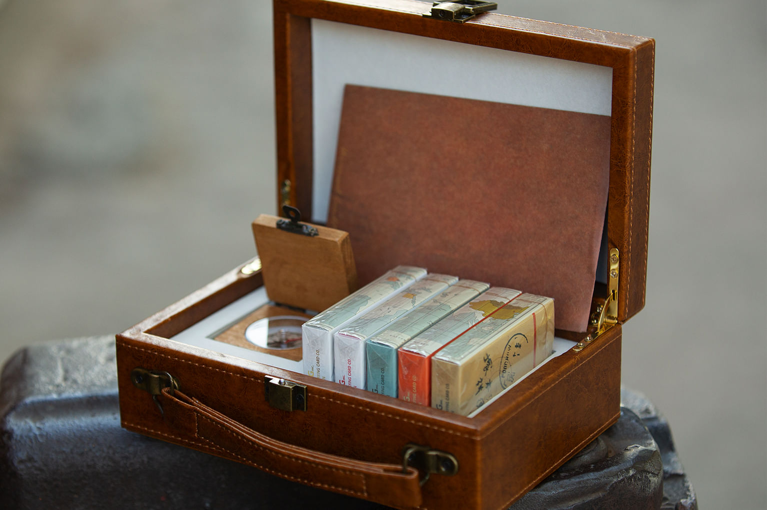 World Tour Set - Joshua Jay - Vanishing Inc. Magic shop