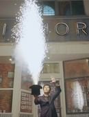 Magic tricks - Vanishing Inc. Magic shop